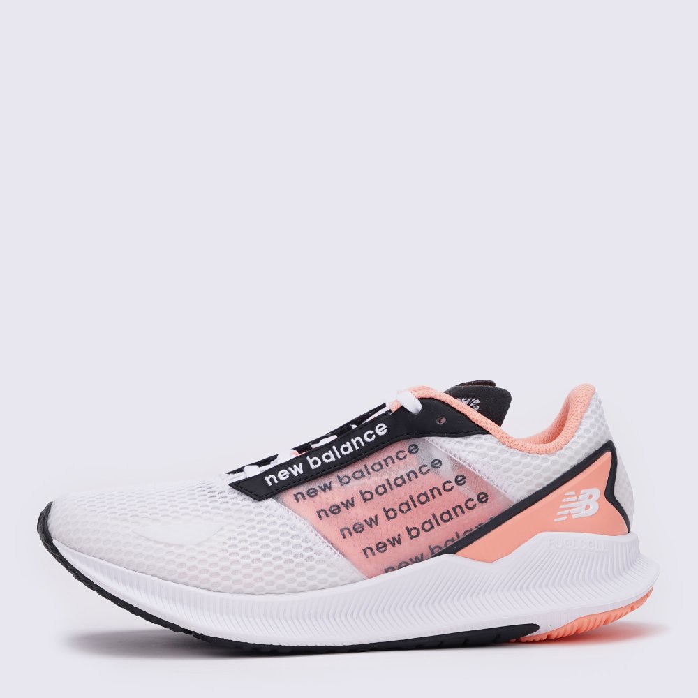 Кроссовки New Balance model FC Flite | купить в интернет-магазине ...