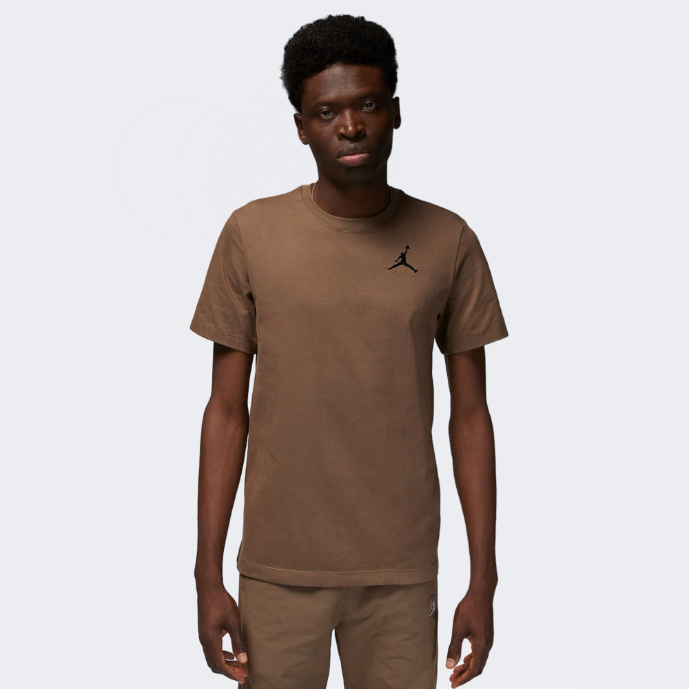 Футболка Jordan M J JUMPMAN EMB SS CREW | Цвет: коричневый | купить в ...