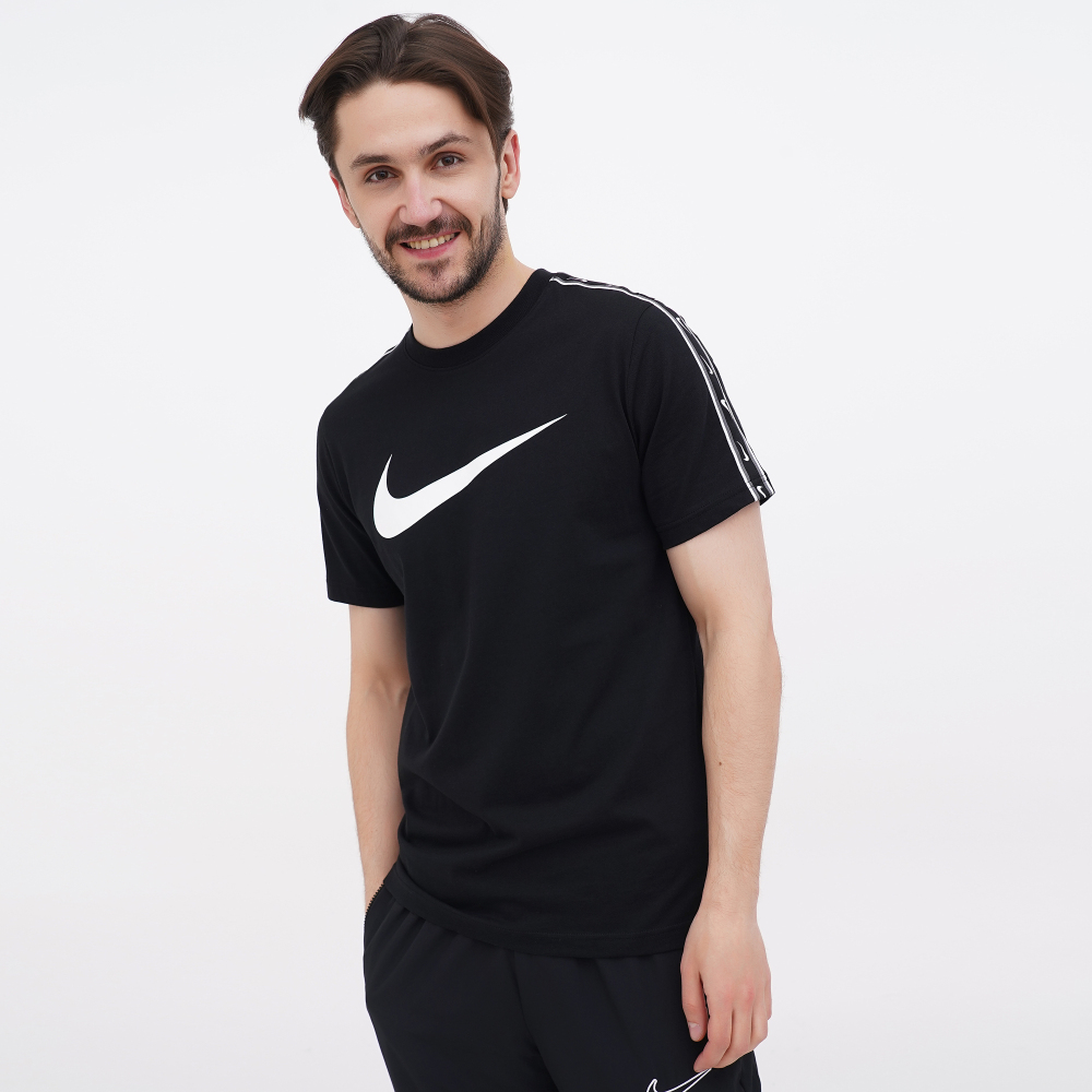 Футболка Nike M NSW REPEAT SW SS TEE | Колір: чорний | купити в ...